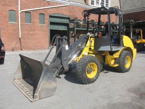 New Holland W50TC W60TC W70TC W80TC Compact Wheel Loaders Official Wor
