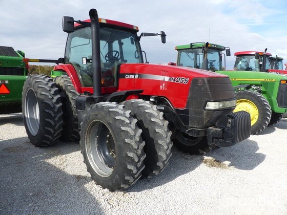 Case IH Magnum 255 Series Tractors Operator's Manual PN 84163221