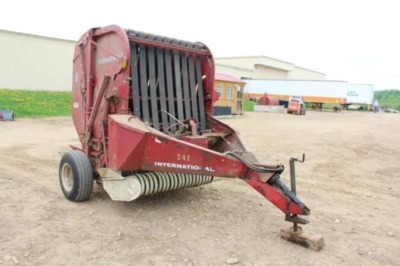 Case IH 241 & 2400 Big Roll Balers Official Workshop Service Repair Ma