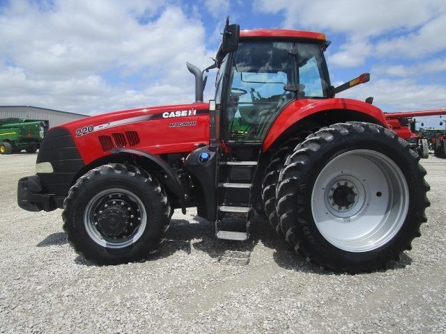 Case IH Magnum 220 240 Continuously Variable Transmission (CVT) Tracto